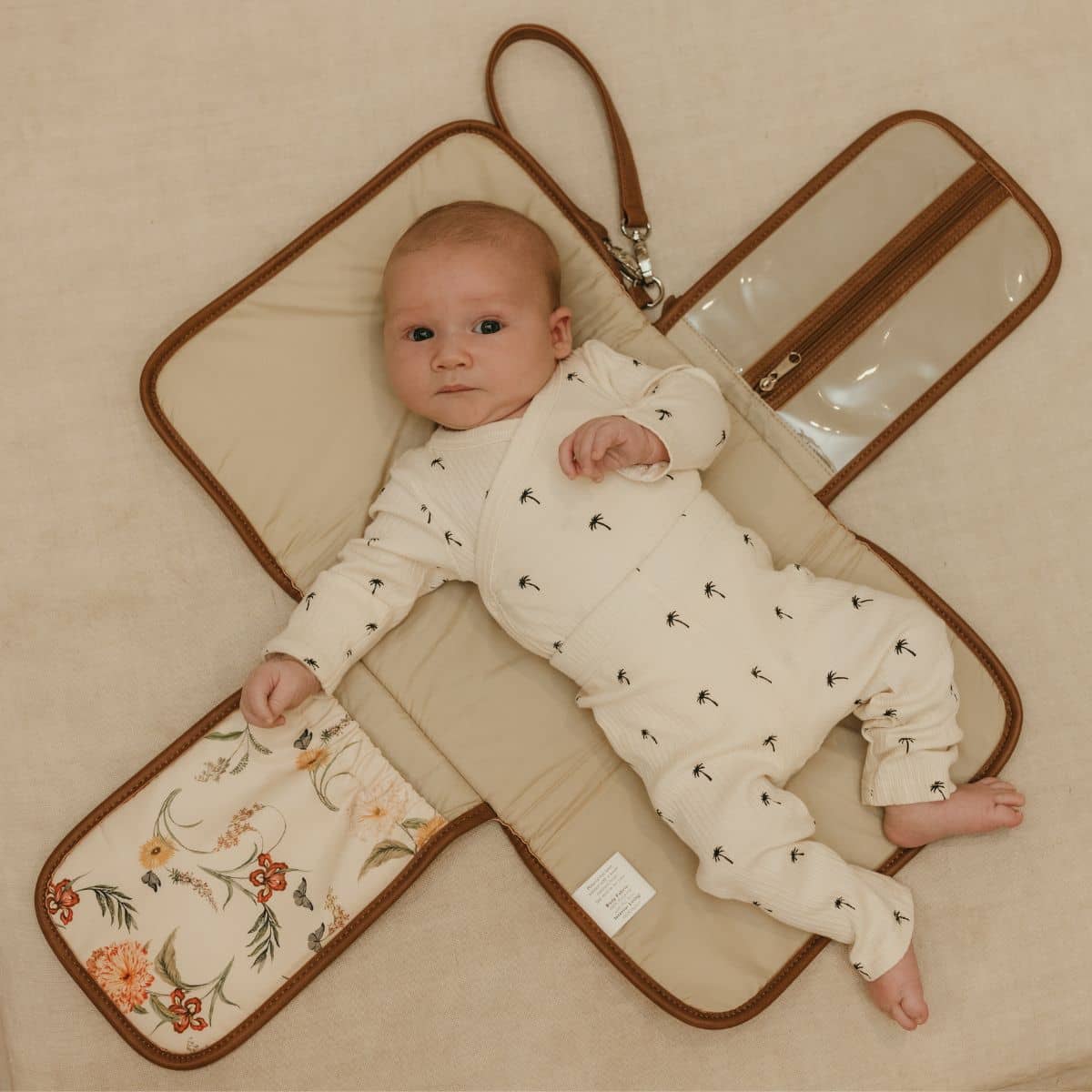 OiOi Change Mat Clutch - Wildflower – babyshop